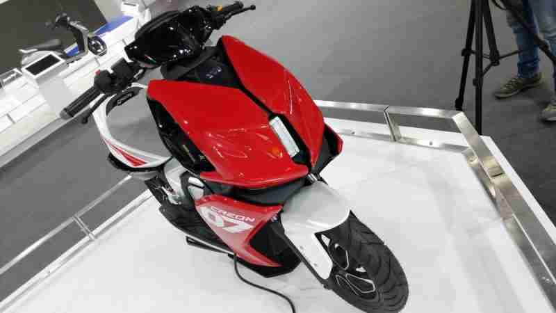 TVS Creon electric scooter concept unveiled at Auto Expo 2018 ...
