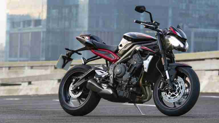 2020 Triumph Street Triple R - what you should know | IAMABIKER ...