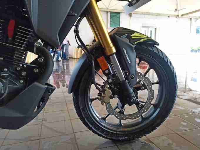 Honda CB200X detailed image gallery | Motorcycle News, Reviews and ...
