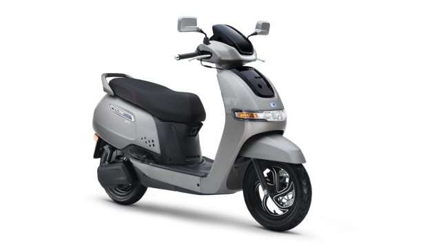 New TVS iQube variant with 2.2 kWh battery launched | Motorcycle News ...