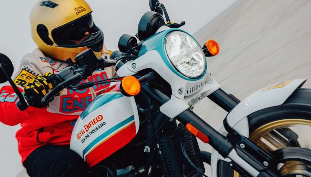 Royal Enfield and ICON Motosports Unveil Limited Edition Shotgun 650 ...
